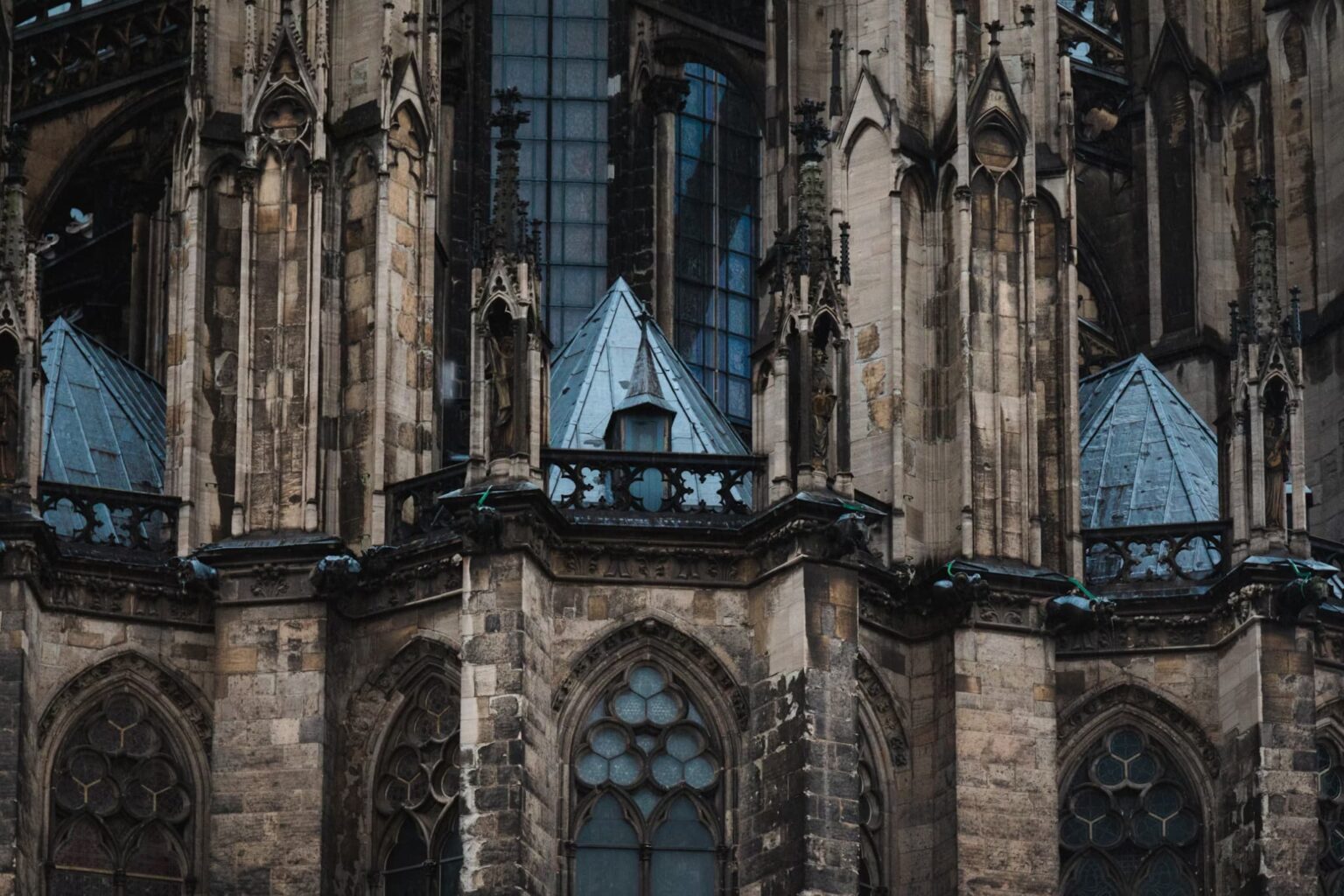 Symbolik der deutschen gotischen Architektur: Einblicke und Bedeutungen ...